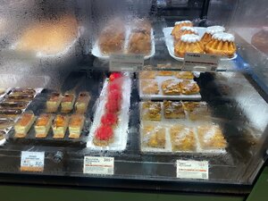 Kulinarnaya lavka brat'ev Karavaevykh (Staroye Dmitrovskoye Highway No:8А, Dolgoprudny), kafe  Dolgoprudny'den