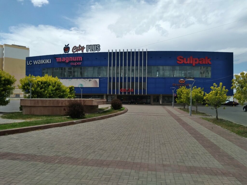Giyim mağazası Imperia, Taldıkorgan, foto