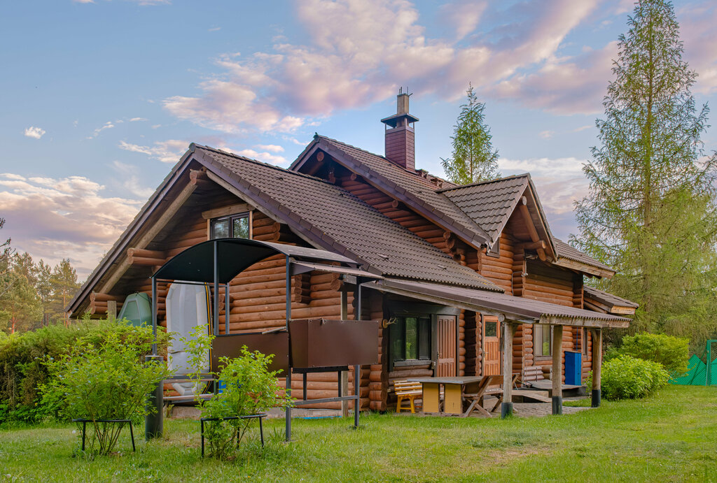 Çiftlik Agrousadba Vileyskaya Akolitsa, Minskaya oblastı, foto
