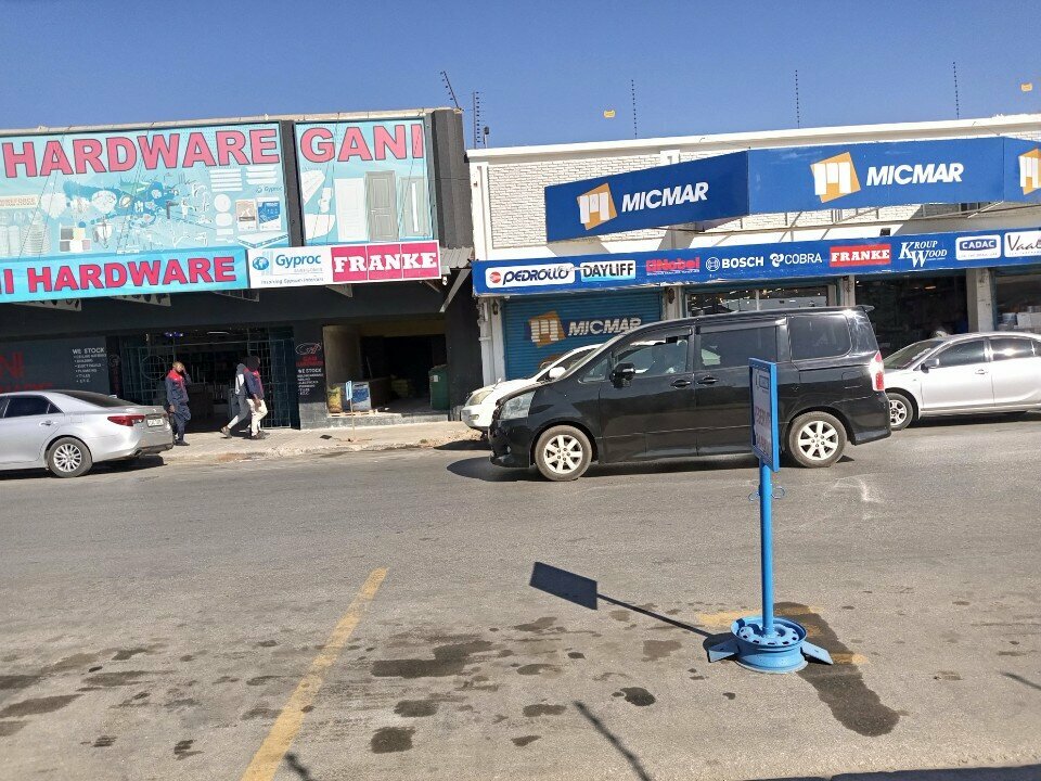 Yapı mağazası Gain Hardware, Lusaka, foto