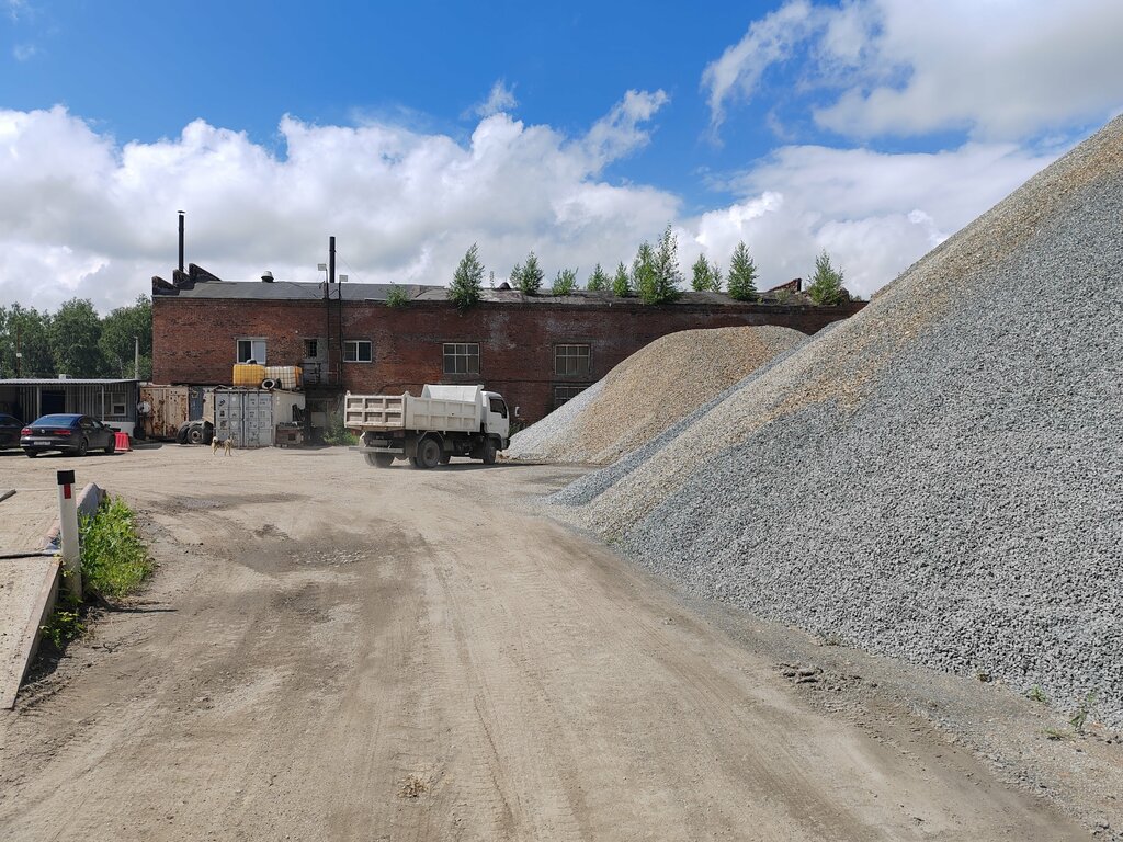 Kömür firmaları Левобережный угольный склад, Novosibirsk, foto