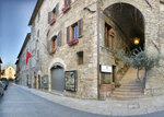 Hotel Properzio (Via San Francesco No:38, Assisi), otel  Umbria'dan