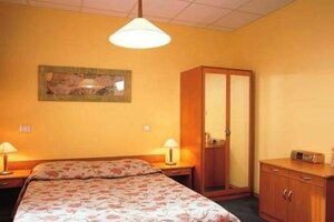 Hotel Rychlo (Lower Silesian Voivodeship, Powiat Zgorzelecki, miasto Bogatynia), otel  Bogatynia'dan