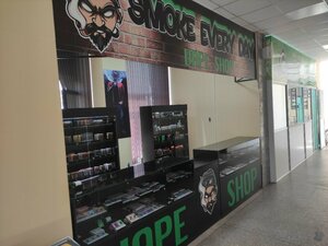 Smoke every day, магазин электронных сигарет (ulitsa Kosygina No:13), tütün, sigara mağazaları  Novokuznetsk'ten
