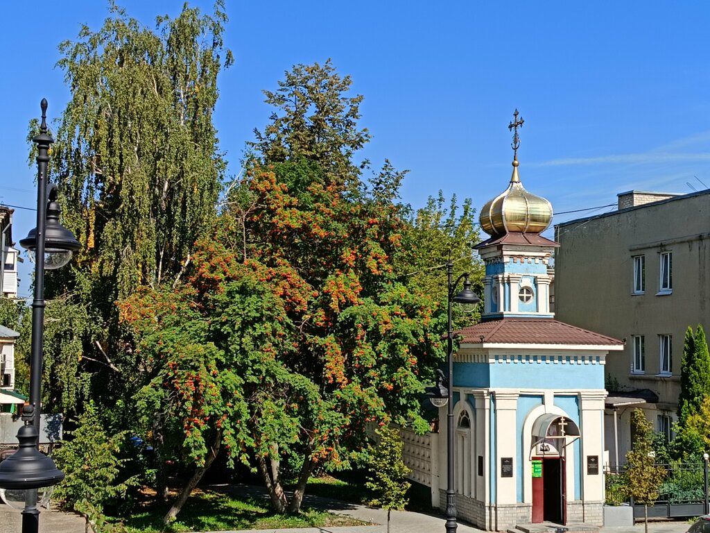 Şapel, haç anıtı Chapel of the Archangel Michael, Murom, foto