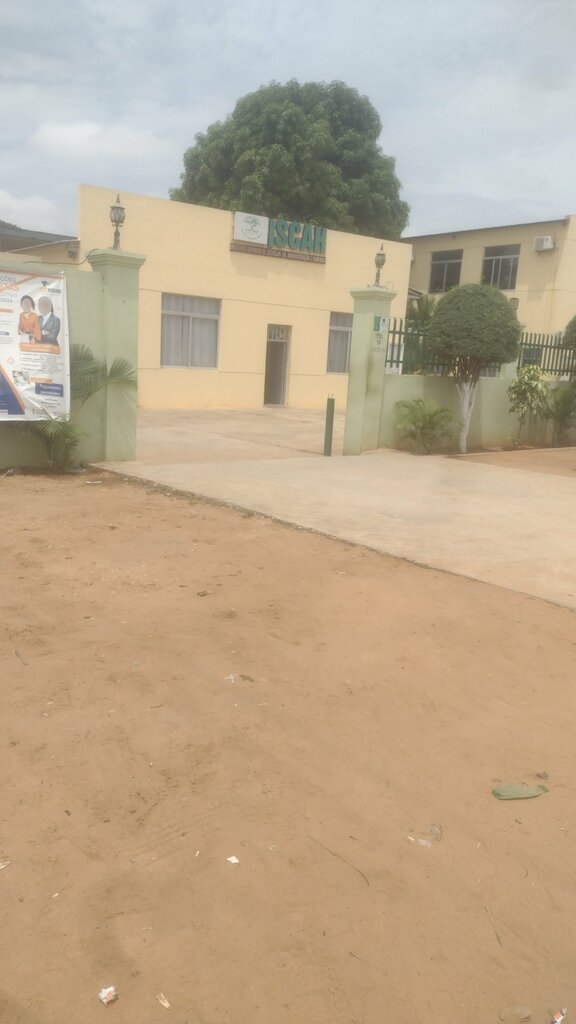 Üniversiteler Instituto Superior de Ciências da Administração e Humanas, Loanda, foto