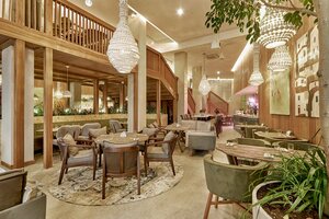 Sosedi (Mashinnaya Street No:1Б/5), restoran  Yekaterinburg'dan