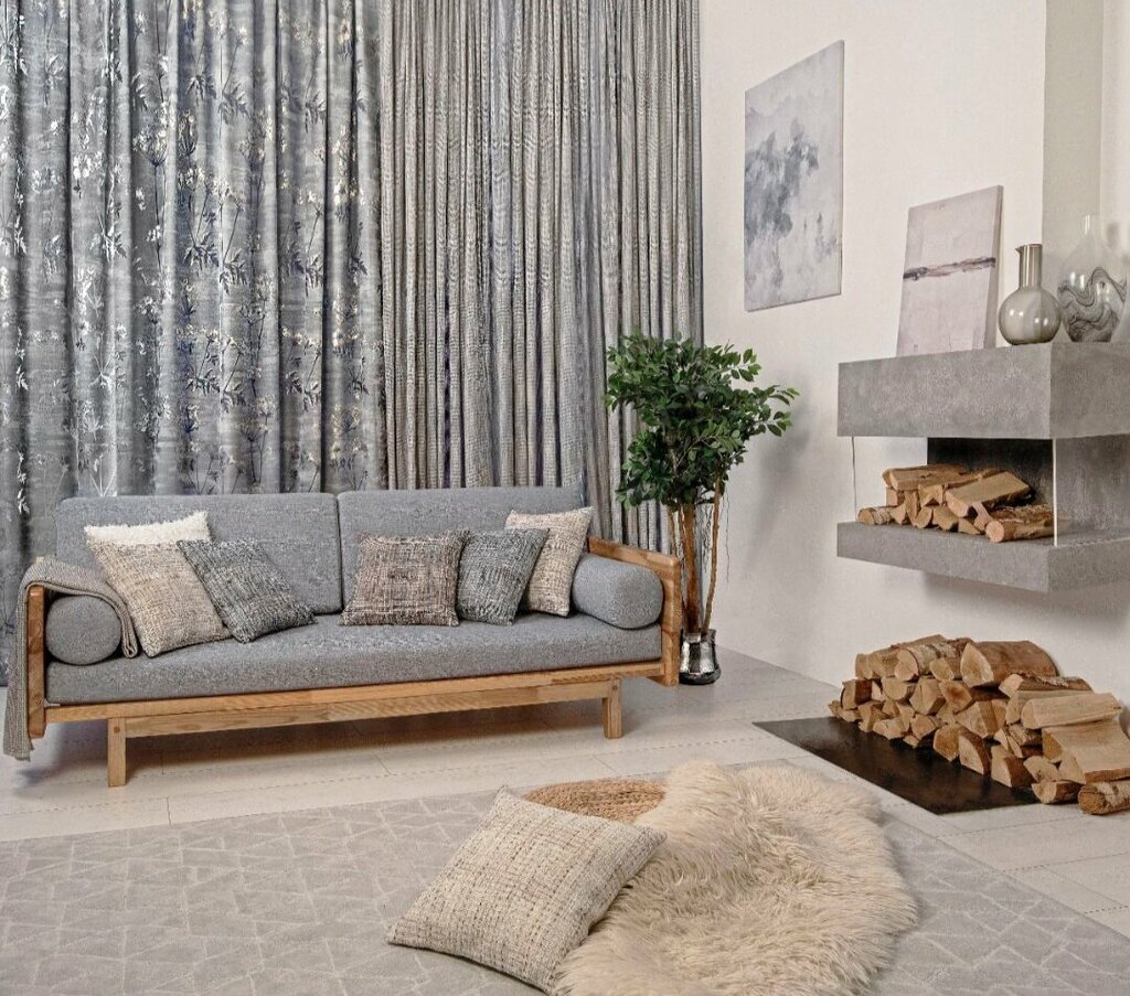 Perde ve korniş üreticileri Salon shtor Galereya Art, Tiumen, foto