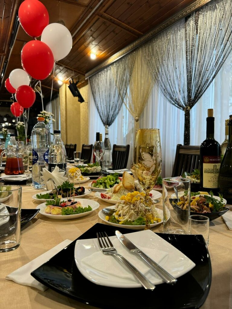 Kafe Аврора, Kimry, foto