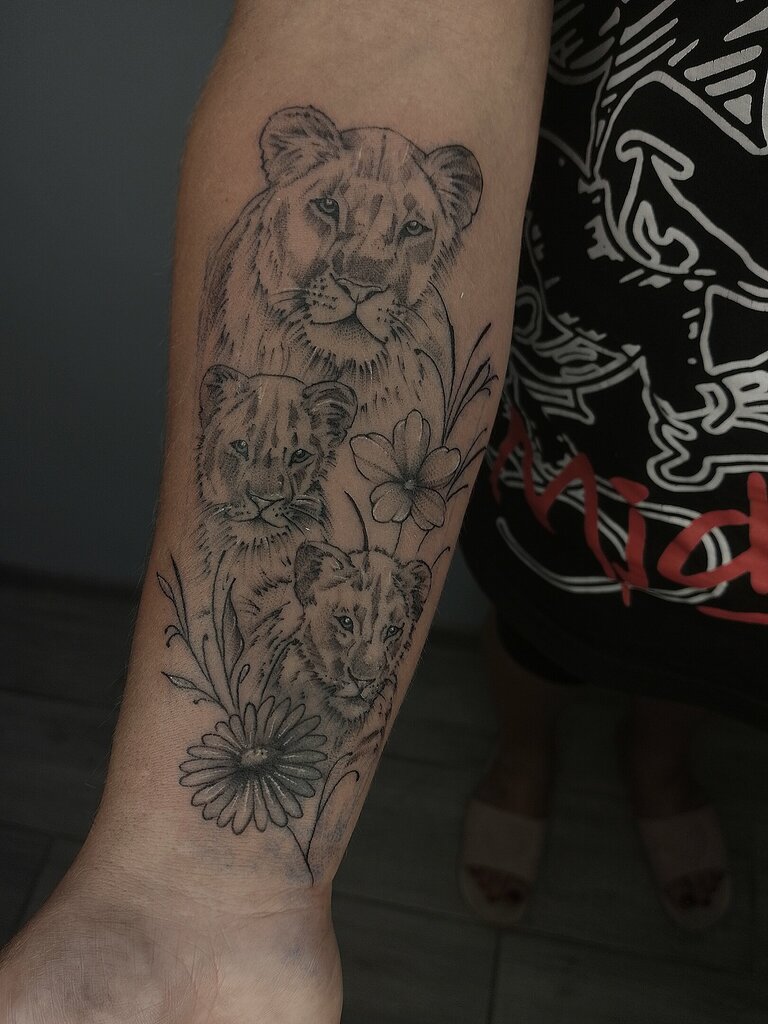 Dövmeciler Stankevichtattoo, Novokuznetsk, foto