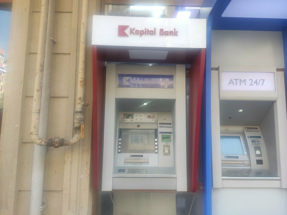 ATM'ler Kapital, Bakü, foto