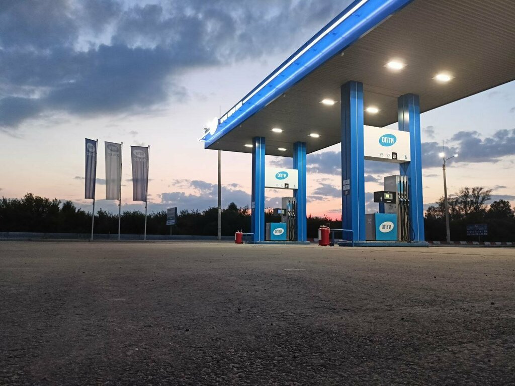 Benzin istasyonu Опти, Nijegorodskaya oblastı, foto