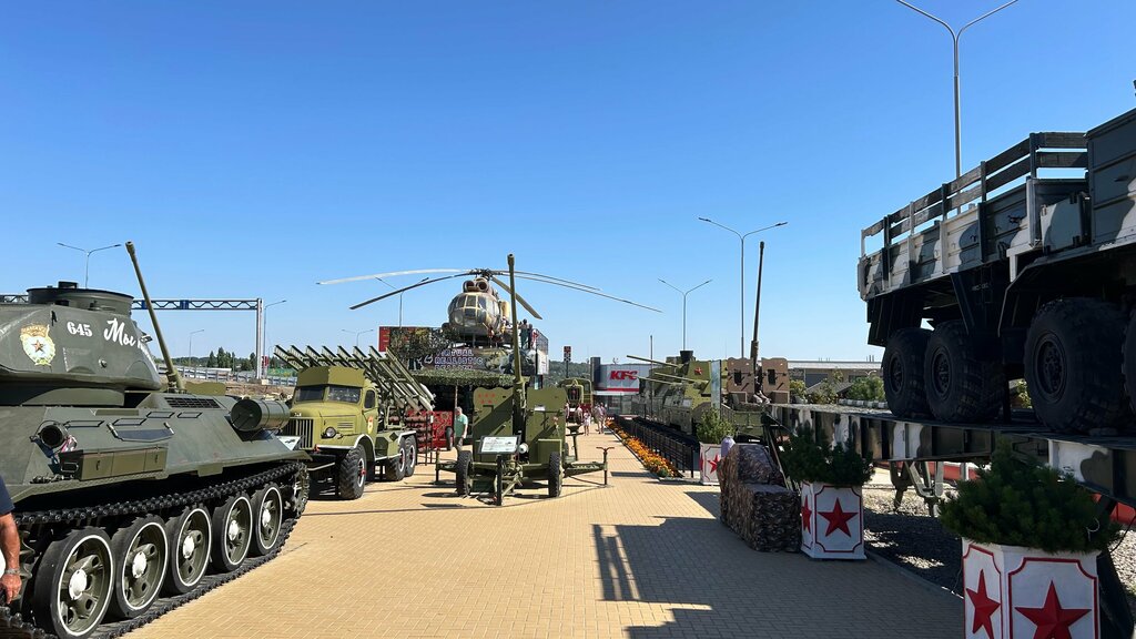 Teknoloji anıtı Вертолёт Ми-24П, Kamensk‑Şahtinski, foto