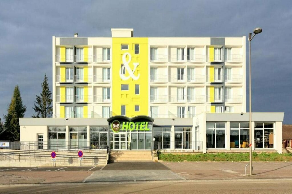 Otel B&b Hotel Chaumont, Chaumont, foto