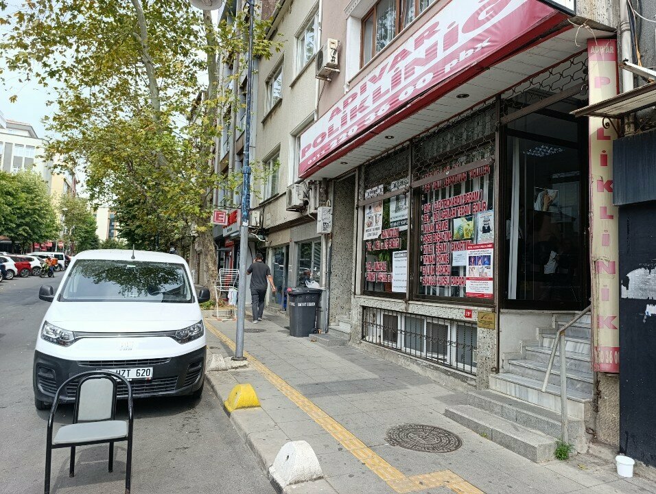 Poliklinikler Adıvar Polikliniği, İstanbul, foto