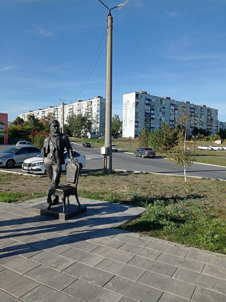 Park, sokak heykeli Остап Бендер, Syzran, foto