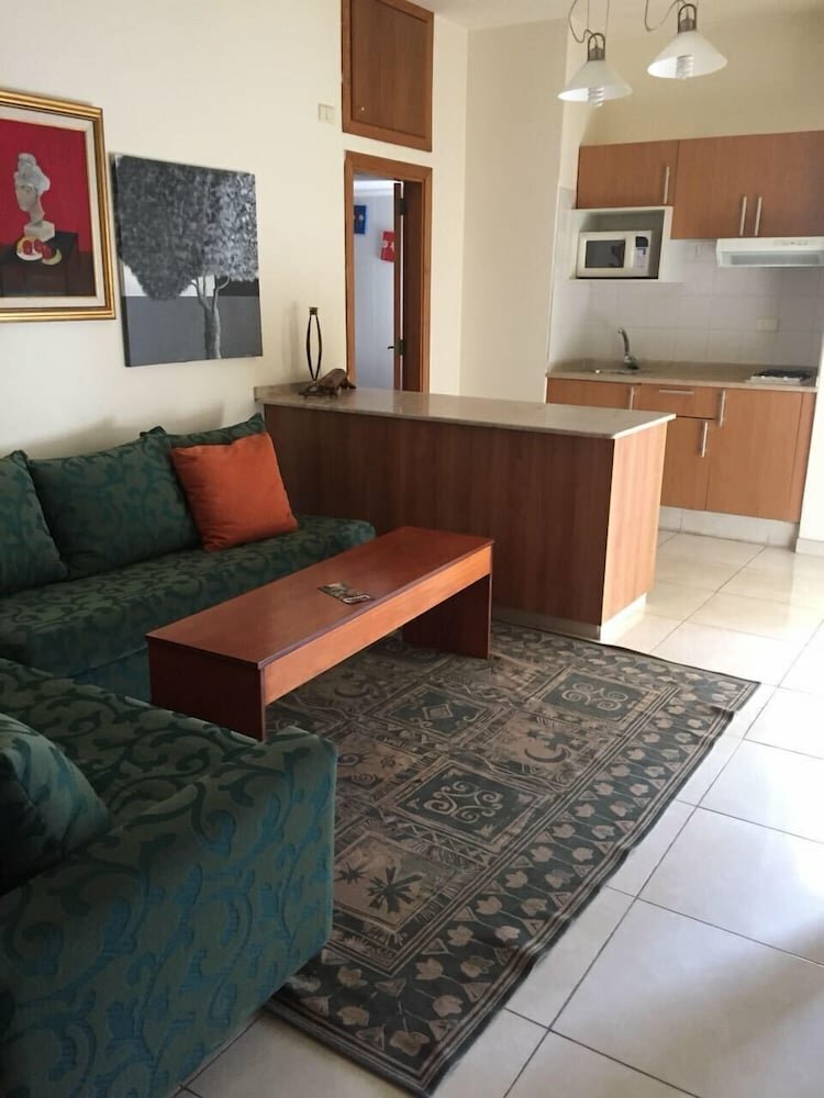 Otel Leone Residence, Juniya, foto