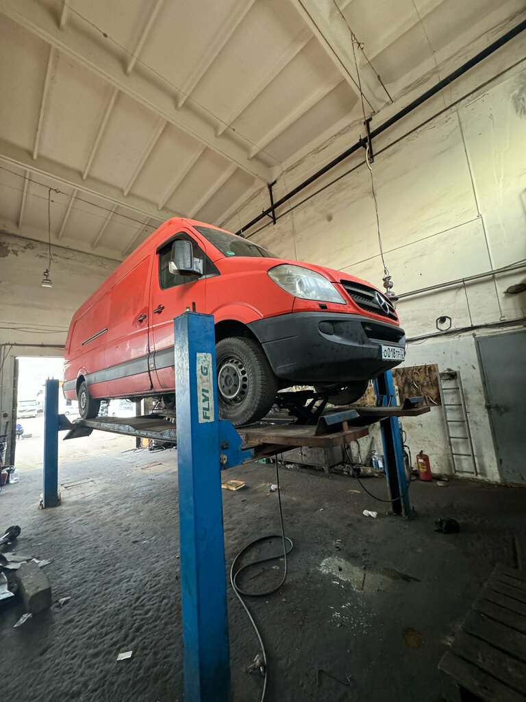 Otomobil servisi Ctogomel, Gomel, foto