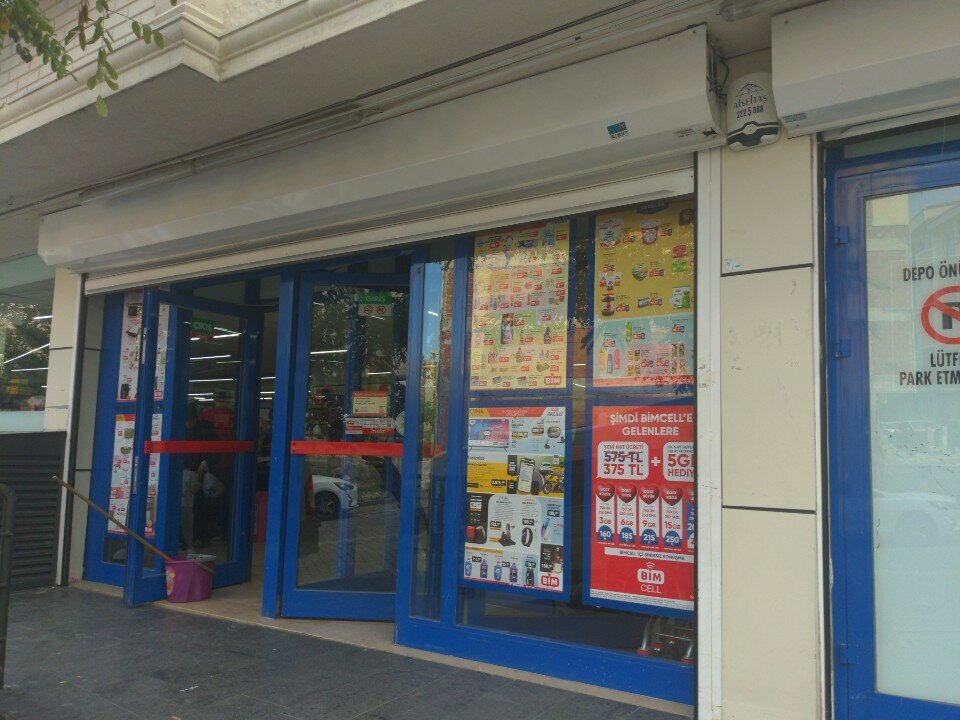Süpermarket Bim, İstanbul, foto