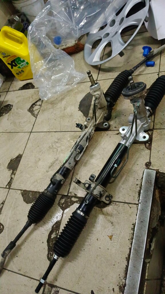 Otomobil yedek parçaları Avtoservis, Verhni Tagil, foto