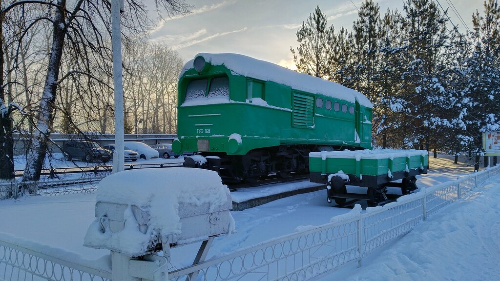 Teknoloji anıtı Тепловоз ТУ2-169, Alapayevsk, foto