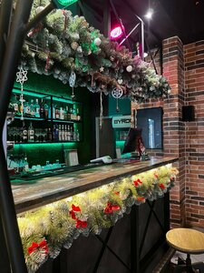 Byrdog (praspiekt Tekstyĺščykaŭ No:16, Orsha), bar  Orsha'dan