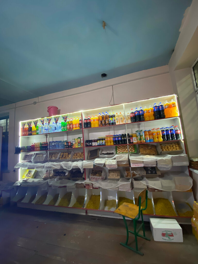 Süpermarket Sardalbek Fayz, Fergana eyaleti, foto