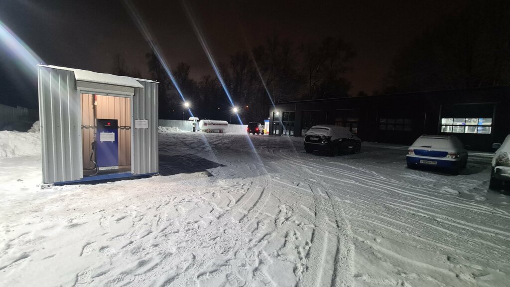 Benzin istasyonu Tritgasservis, Moskova ve Moskovskaya oblastı, foto