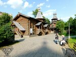 Voskresnaya shkola pri Khrame Velikomuchenika Georgiya Pobedonostsa (Bolshaya Akademicheskaya Street No:33с1), dini kurslar  Moskova'dan