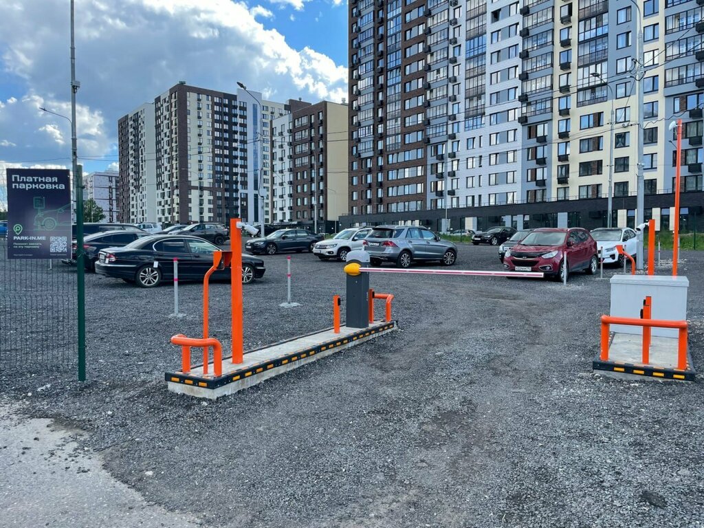 Otoparklar Park-in. me_M2, Moskova, foto