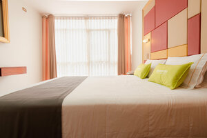 Montreal Hotel (Miraflores, Avenida la Paz, 689), otel  Lima'dan