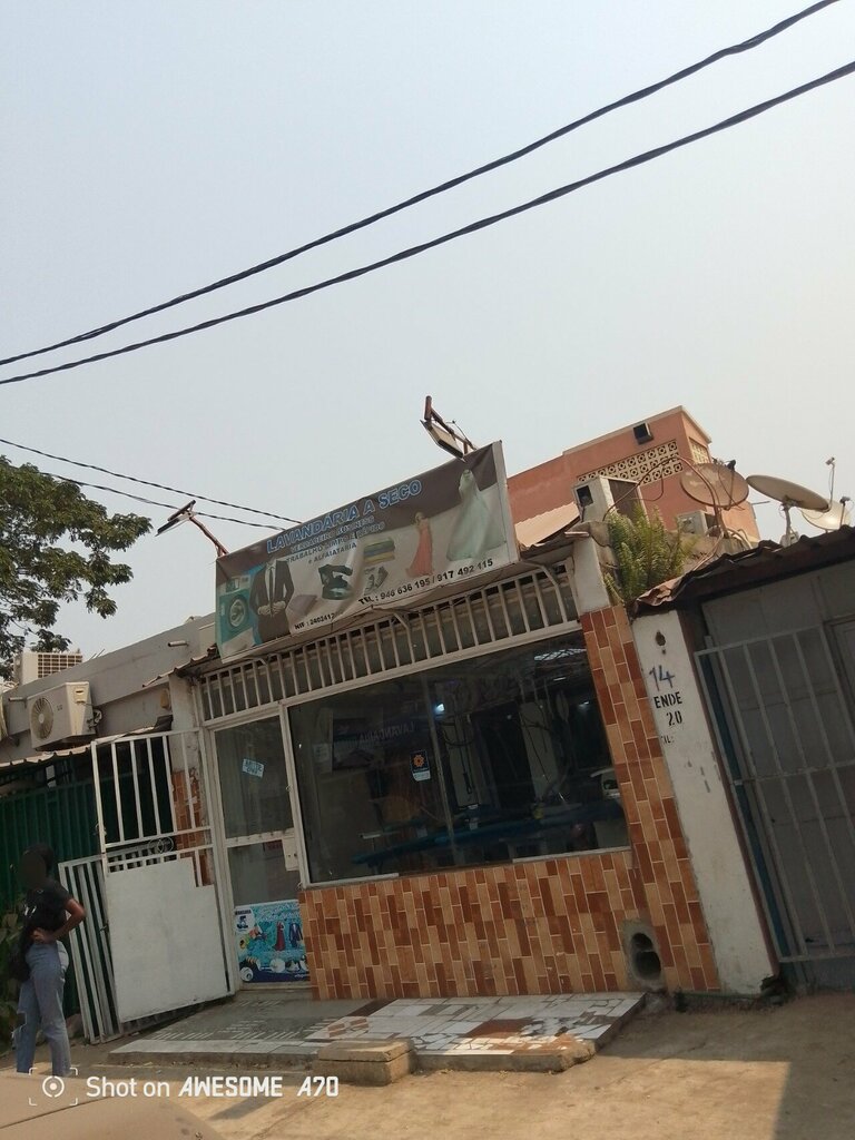 Çamaşırhaneler Lavandaria seco, Loanda, foto