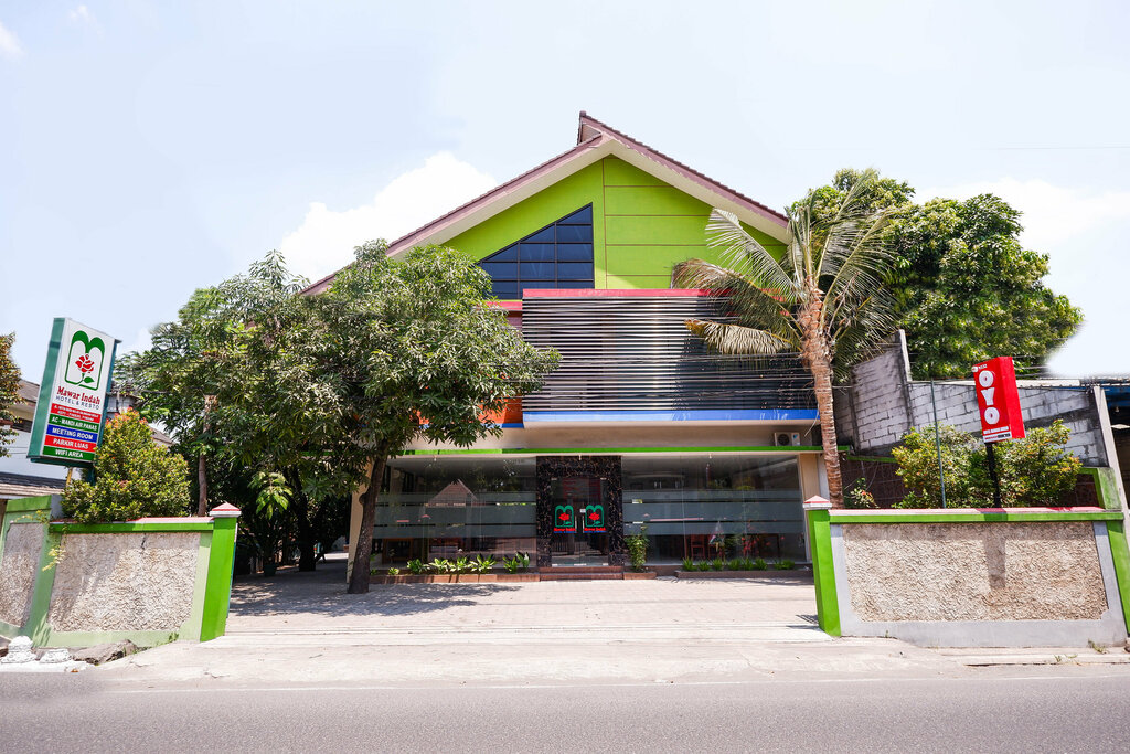 Otel Oyo 1532 Mawar Indah Hotel, Surakarta, foto