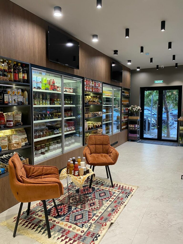 Market Ah Vah, Makhachkala, foto