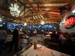 Avlu Restaurant (Camikebir Mah. Cephane Sok. No:15, Kuşadası Merkez, Kuşadası, Aydın), restoran  Kuşadası'ndan