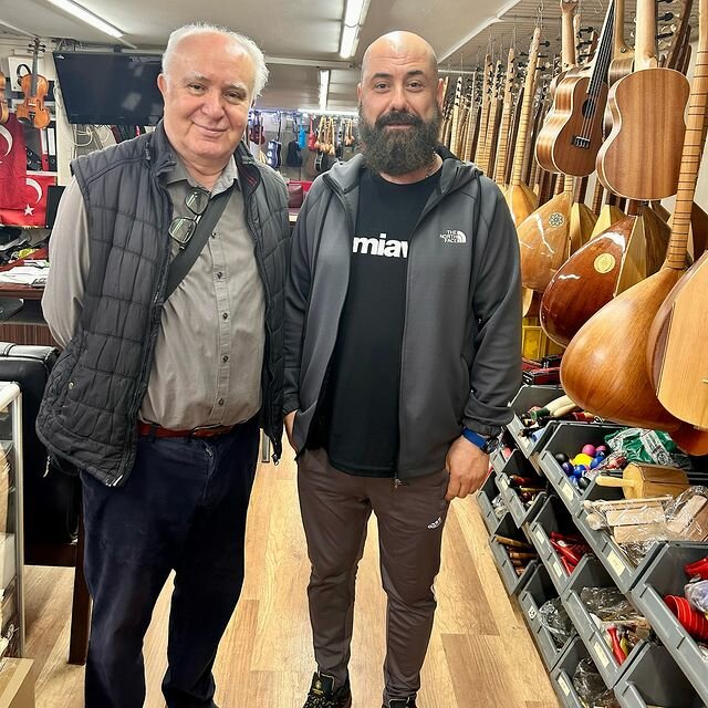 Müzik enstrumanların tamiri Necarman, İstanbul, foto