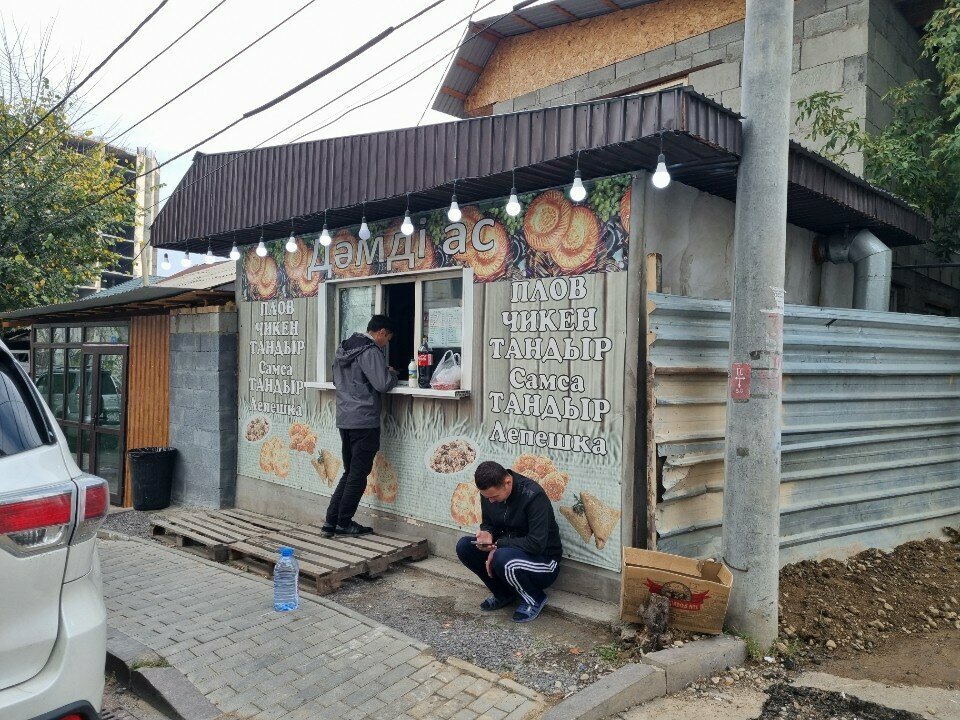 Fast food Damdi AS, Almatı, foto