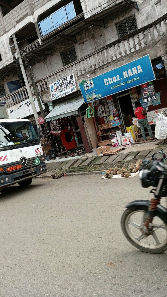 Ev eşyası mağazaları Alen Shopping, Douala, foto