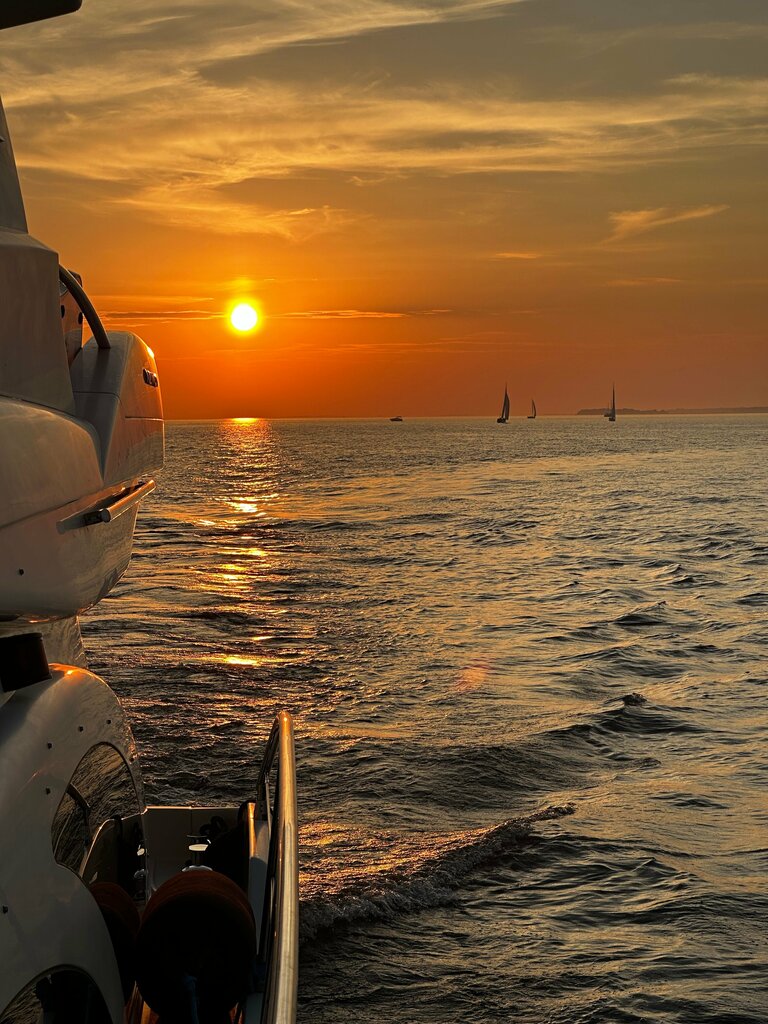 Tekne, yat, gemi kiralama AdmiralYachts, Saint‑Petersburg, foto