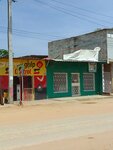 Galo castrol (Luanda, Rua Projectada), motor yağları  Loanda'dan