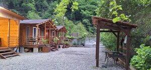 Ahan Guest House (Russian Volunteers Street No:81), otel  Gagra'dan
