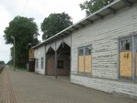 Girulių geležinkelio stotis (Stoties gatvė No:1, Pajūrio, Melnragės), tren istasyonu  Klaipeda'dan
