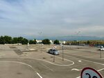 AutodromPlus (Aq-Qaınar kóshesi No:1, Alatau City Administrative District, Saıaly yqsham aýdany), otomobil pisti  Almatı'dan