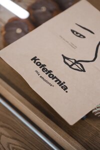 Kofefornia (Gorkogo Street No:53, Tsentralniy Microdistrict), kahve dükkanları  Soçi'den