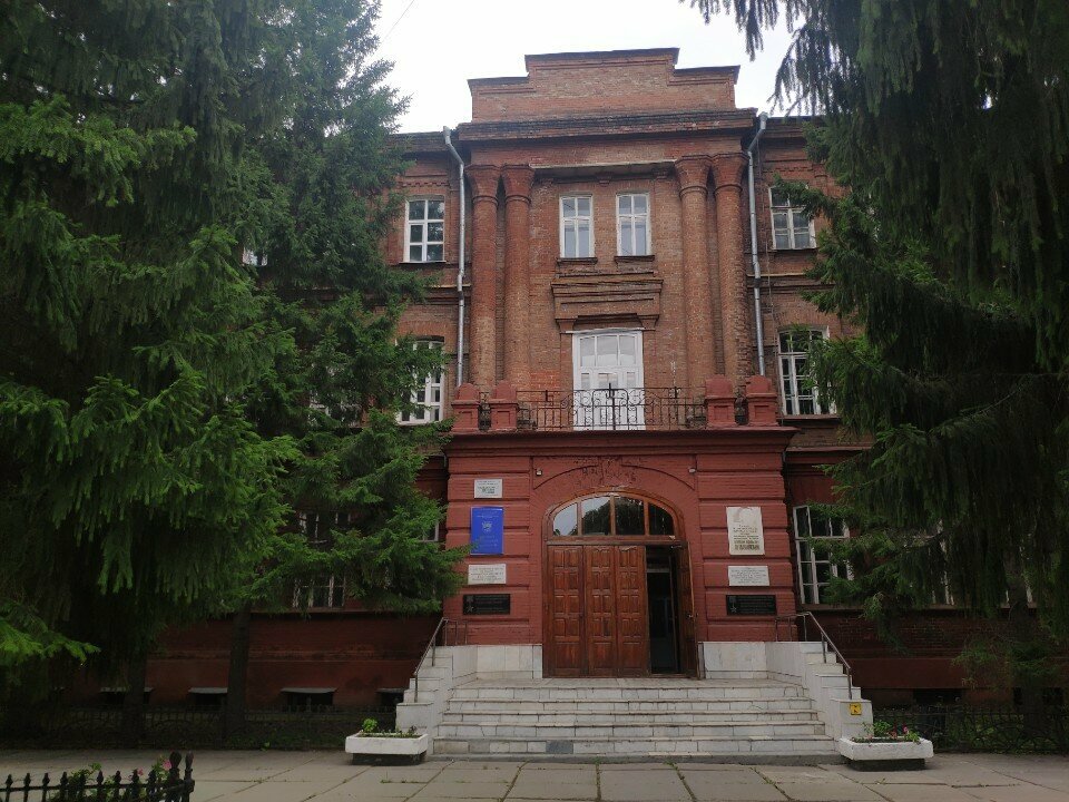 ATM'ler Russian Agricultural Bank, Omsk, foto