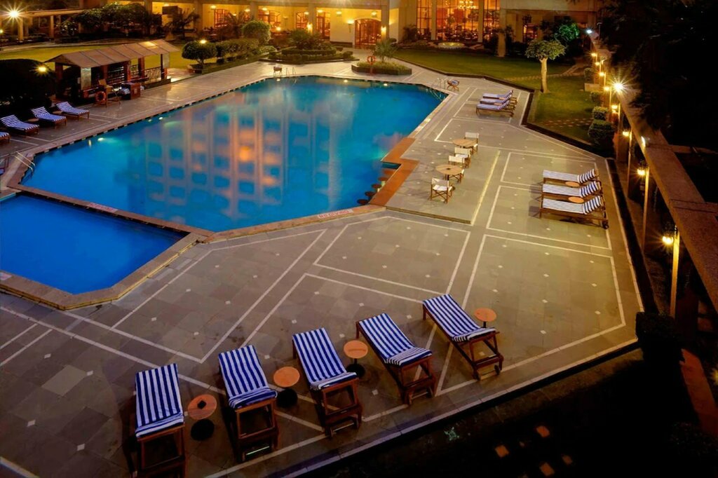 Yüzme havuzları Eros Hotel New Delhi, Nehru Place, Delhi, foto