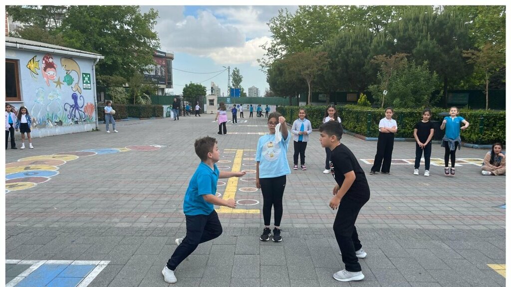 i̇lkokul Öğretmen Semiha Yıldırım İlkokulu, İstanbul, foto