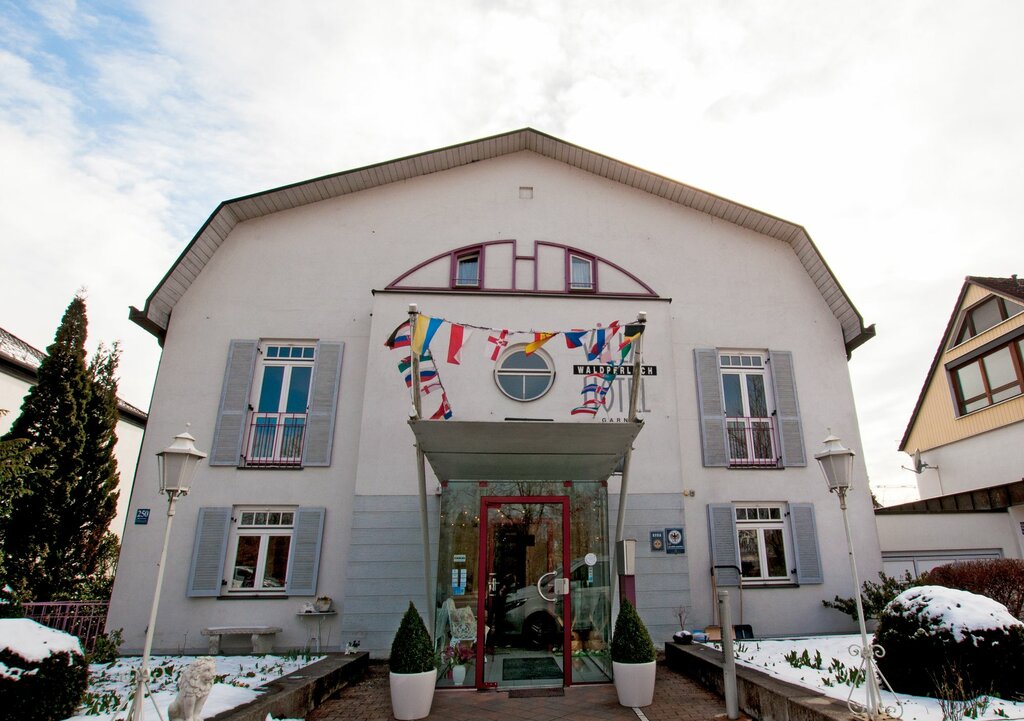 Otel Hotel Villa Waldperlach, Münih, foto