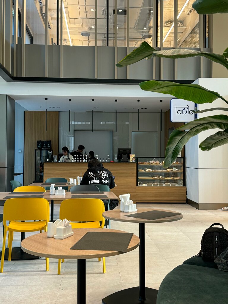 Kahve dükkanları Table 61, Almatı, foto