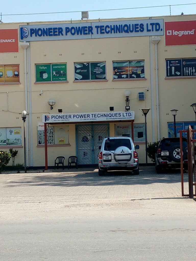 Yönetim ofisi Pioneer Power Techniques, Lusaka, foto